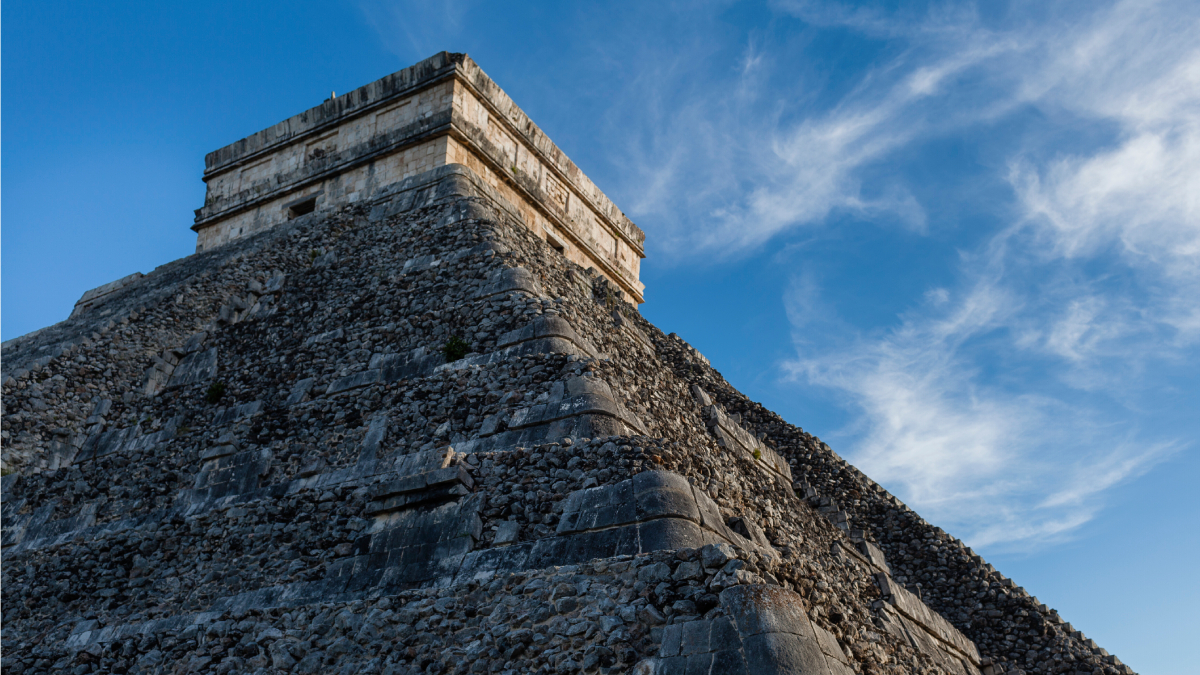 Mayan Number Seventeen or Bolonlajoxlaj | Numbers Library